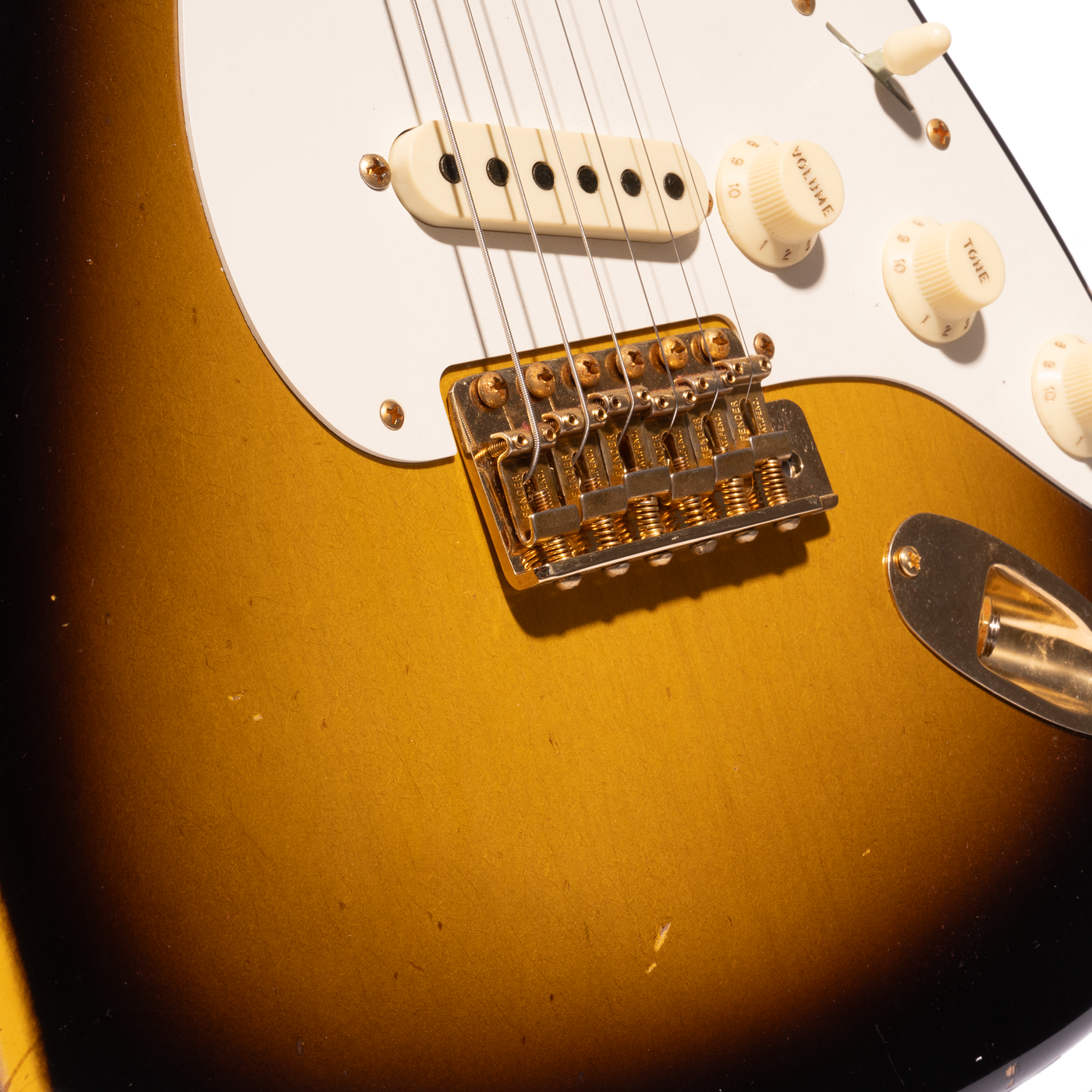 Fender Custom Shop '57 Stratocaster Relic, Gold Hardware, Faded Aged 2