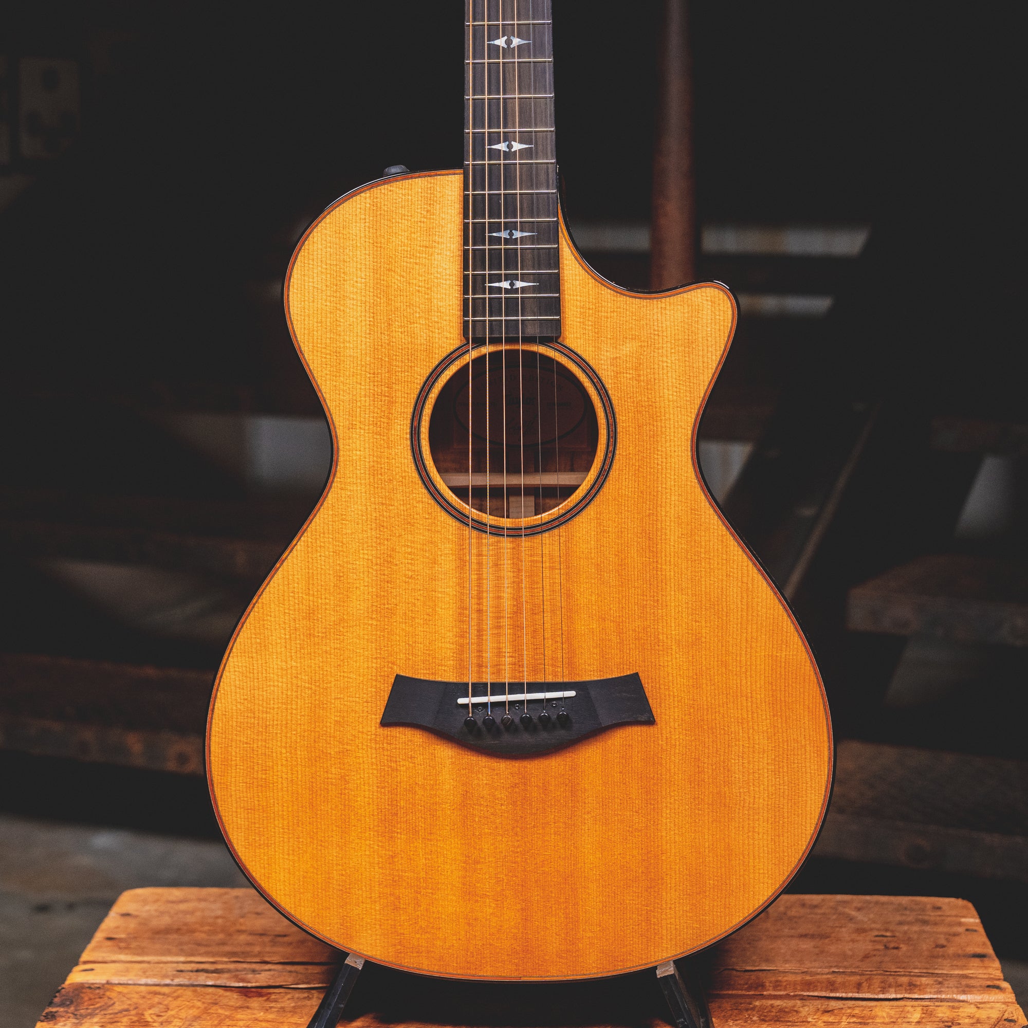 2018 Taylor 712ce 12-Fret Road Show Exclusive Acoustic-Electric Guitar
