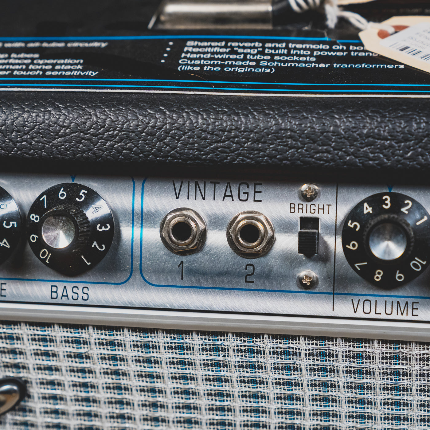 2020 Fender ‘68 Custom Vibrolux Reverb 2x10 Combo Amplifier w/Cover