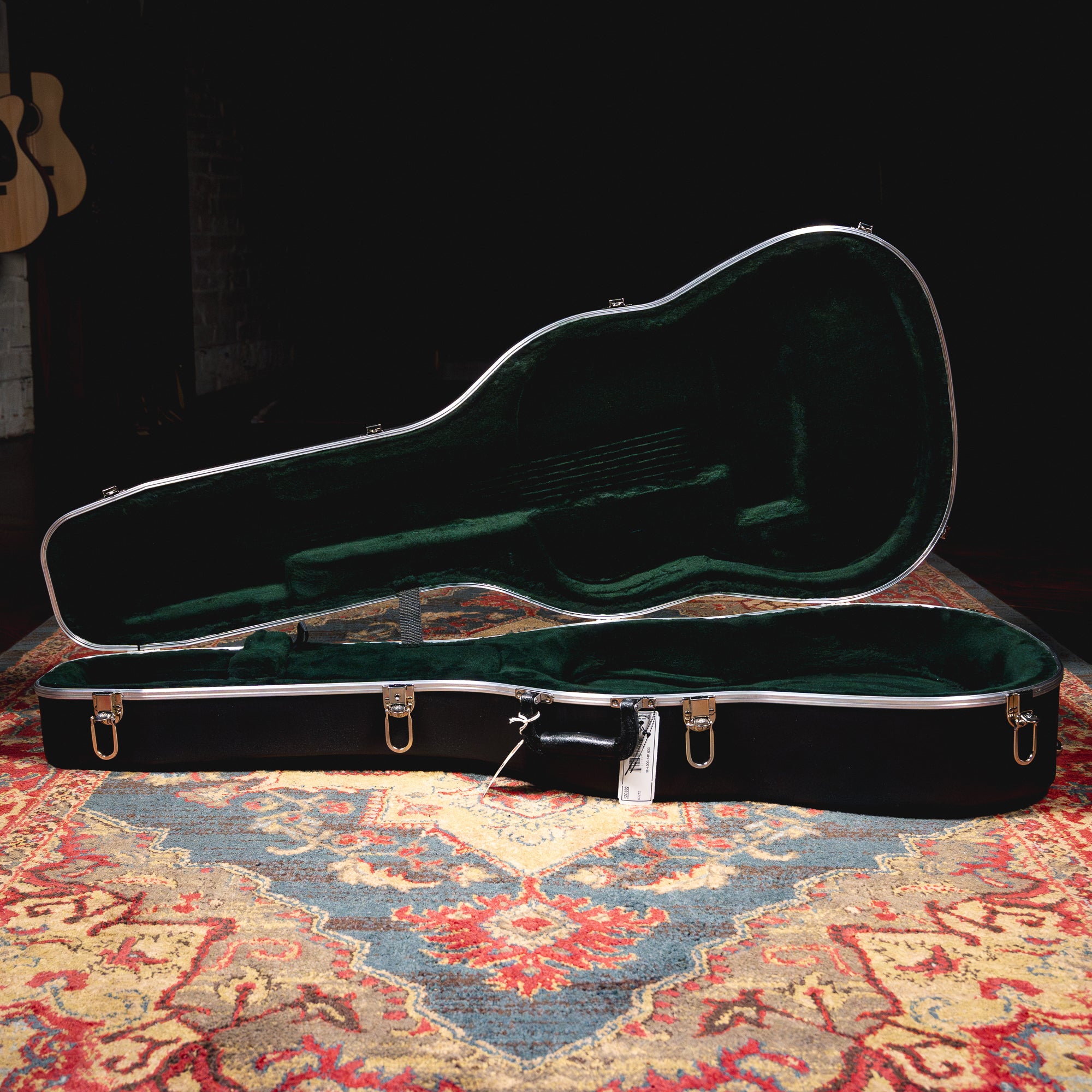 Martin 630 Style 000-14 Acoustic Guitar Hard Shell Case - Used