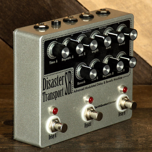 Earthquaker Disaster Transport SR Advanced Modulated Delay And Reverb